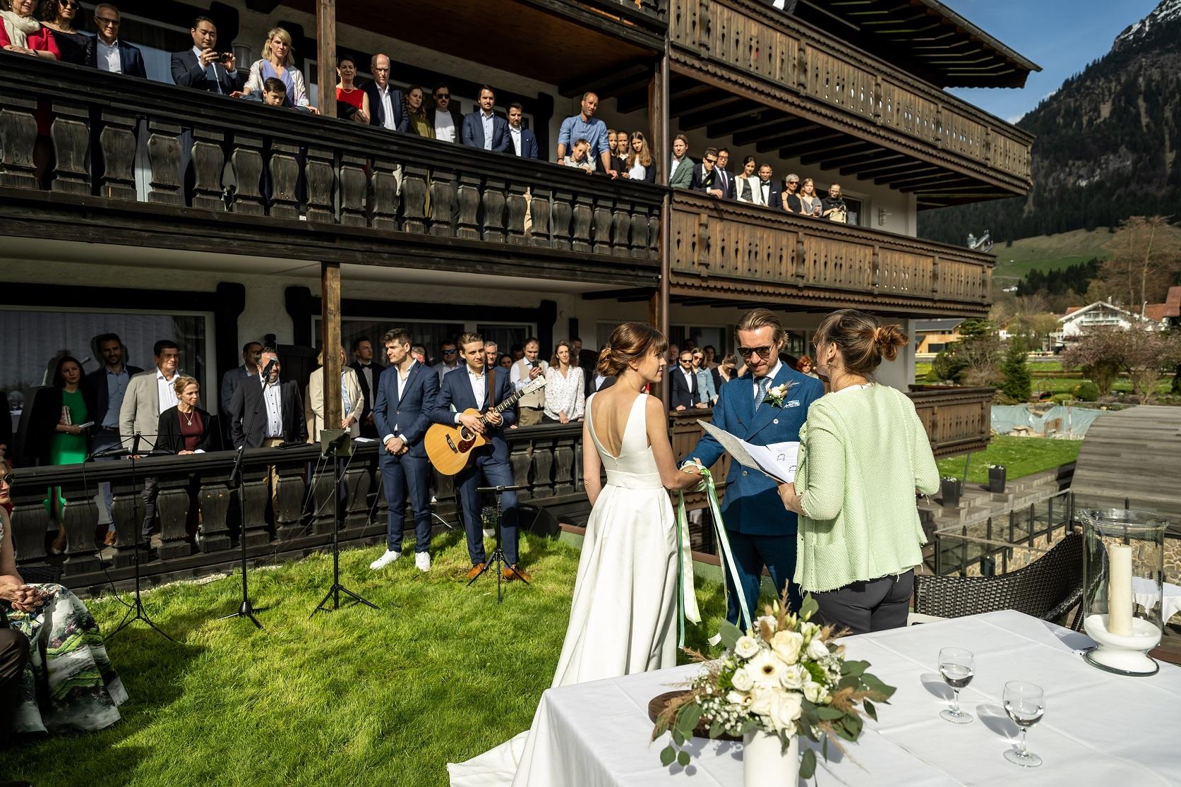 Ein Hoch auf die Liebe! - Franks – Hotel im Allgäu